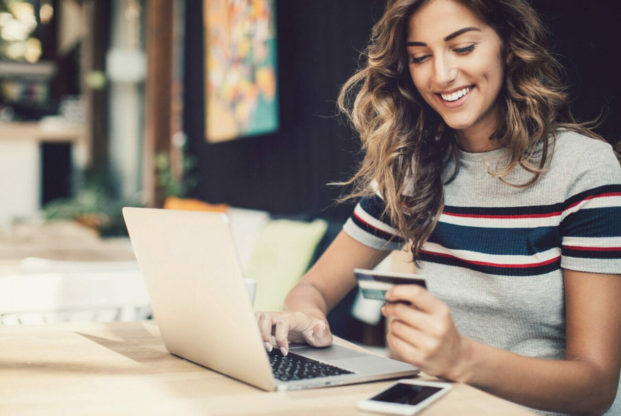 Responsable e-commerce : salaire, formation et rôle